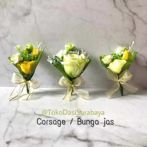Jual Corsage bunga jas bunga dada wedding groom pin flower kuning hijau ...