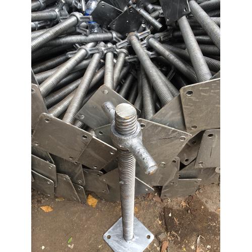Jual Jackbase 60cm ( bahan as 32mm) scaffolding steger - Kota Tangerang ...
