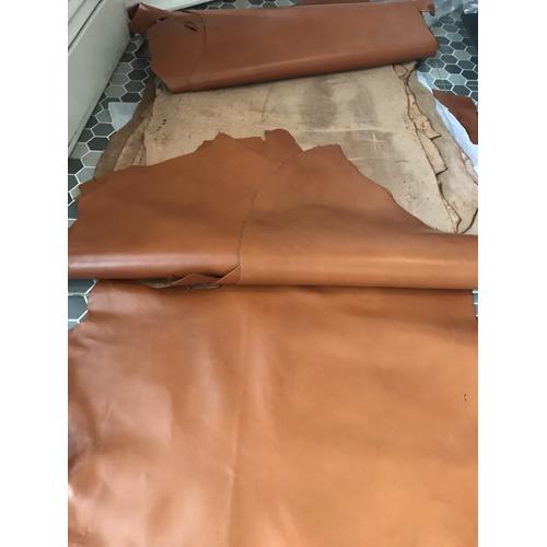 Jual Kulit Sapi Lembaran Pull UP Warna TAN 24.50 square feet - Kota ...