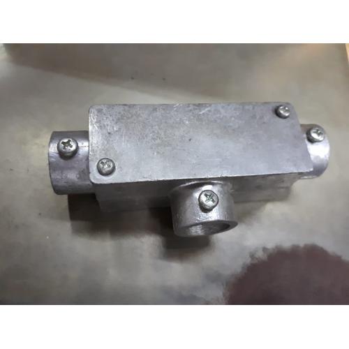 Jual Universal T Conduit - E19 (20mm) - Jakarta Pusat - Sumber Jaya AKS ...