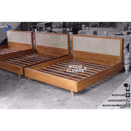 Jual Dipan bed minimalis headboard kombinasi rotan kayu jati - Kab ...