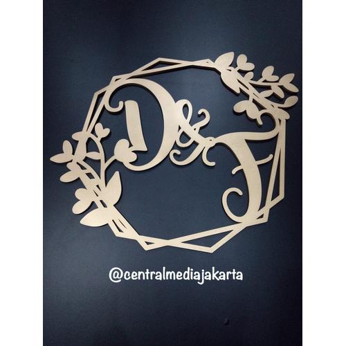 Jual Wooden Initial Sign Backdrop Wedding Inisial Nama Kayu Backdrop ...