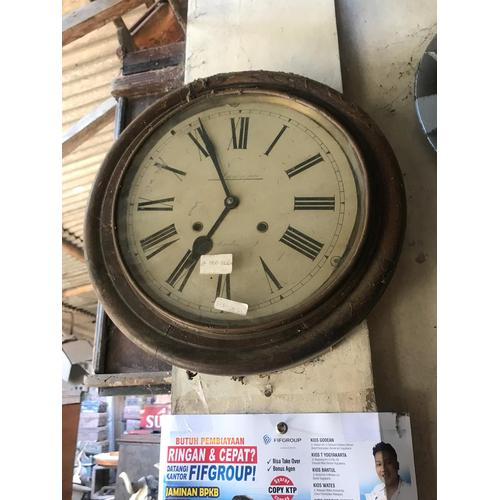 Jual Jam Dinding Antik Tua Stasiun Kayu - Kota Yogyakarta - Moesson ...