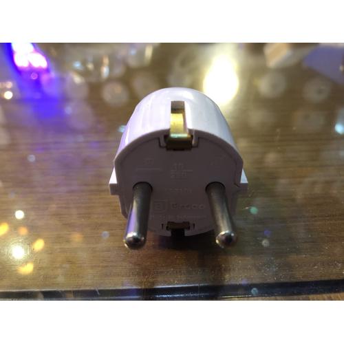 Jual Steker arde Broco / colokan listrik broco - Kota Denpasar - Light ...