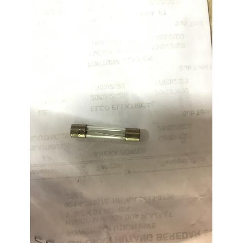 Jual Fuse skring kaca besar utk ups modif ica 600Va 700Va Fuse Battery ...