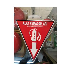 Jual LABEL APAR RAMBU-RAMBU SAFETY STICKER SEGITIGA APAR 20X20CM ALAT ...
