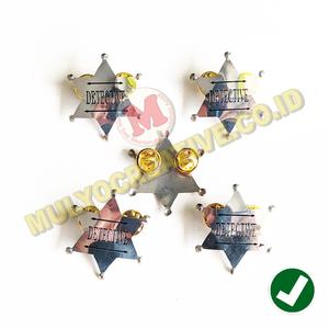 Jual Pin Bintang Detective Silver Pin Model Bintang Bahan Logam ...