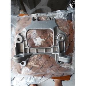 Jual Braket engine mounting datsun go original - Jakarta Timur ...