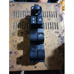 Jual Switch Saklar Master Power Window Mazda 2 Skyactive - Kota Bekasi ...