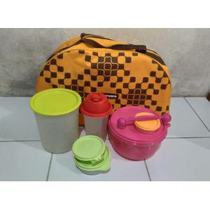 Jual Tupperware Picnic Set hadiah bagi member baru - Jakarta Timur ...