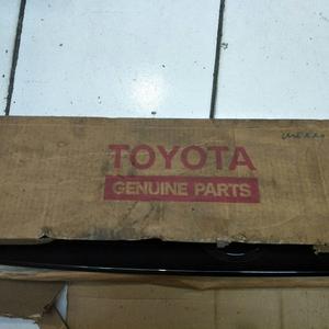 Jual Grill Radiator Toyota Starlet EP 80 Original - Jakarta Timur ...
