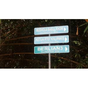 Jual Papan nama jalan rambu rambu dan penunjuk arah jalan perkakas ...