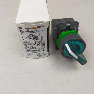 Jual Schneider XB5AK123M5 Illum Selector Switch 22mm, green, 2pos 1NO 1NC - Kota Surabaya ...