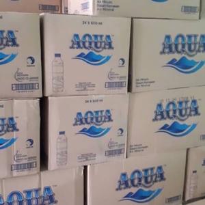 Jual AQUA BOTOL 600ML / AQUA BOTOL TANGGUNG 1 DUS ISI 24 BOTOL ...
