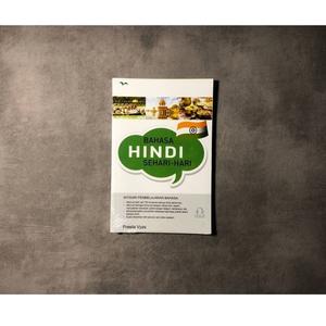 Jual Buku Bahasa Hindi Sehari hari / Bahasa India sehari hari Kesaint ...