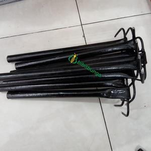 Jual Garu Besi Mini Alat Garukan Tanah Garpu Tanaman Cangkrang Taman ...