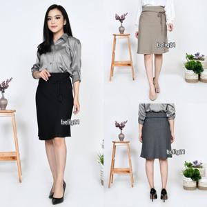 Jual Rok Kerja Kantor Pendek Midi Skirt Model A line 3 4 Hitam Polos ...