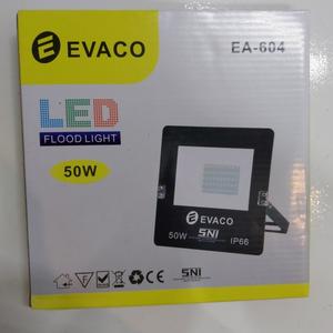 Jual Lampu tembak led flood light outdor 50watt kap sorot led evaco ea ...