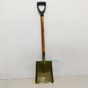 Jual Sekop Skop Pasir Tanah Model Kotak Crocodile Pacul Kebun Taman ...