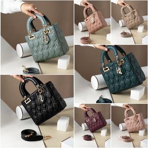 Jual BLOOM BAG MINI DAN MEDIUM ALL COLORS by heylocalid heylocal hey ...