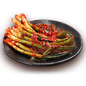Jual KIMCHI DAUN BAWANG FRESH 100 GR SAMWON Makanan Korea - Jakarta ...
