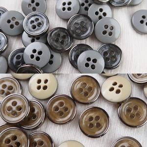 Jual Kancing 4 Lubang LUSINAN Kemeja Hitam Silver Coklat Plastik ...