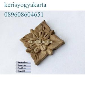 Jual Ornamen Ukiran Tempel Kayu Jati Motif Bunga Khas Jepara Tembok ...