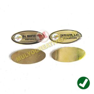 Jual Name Tag Karyawan Model Oval – Nama Dada Custom Model Oval - Kab ...