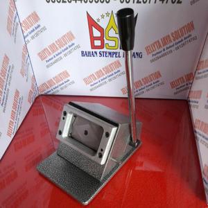 Jual PLONG ID CARD PVC ID CARD CUTTER - Jakarta Barat - dammegallery ...