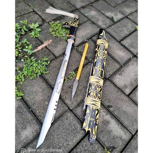Jual Kalimantan_Story Mandau Senjata Pusaka Khas Suku Dayak Asli ...