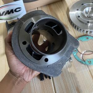 Jual silinder block blok set vmc 177 super G iron cast vespa largeframe ...