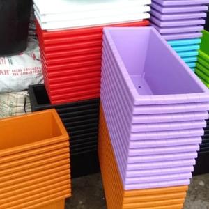 Jual Pot panjang gentong. macam macam warna - Kota Depok - Wijaya~Flora ...
