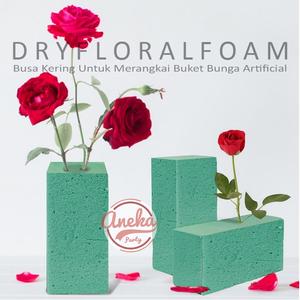 Jual 1 DUS ISI 24 Flower Foam Buket Bunga / Busa Bunga Hijau Kering ...