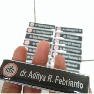 Jual Nametag, Papan Nama, Nama, Nama Dada, Name Tag (Akrilik Resin ...