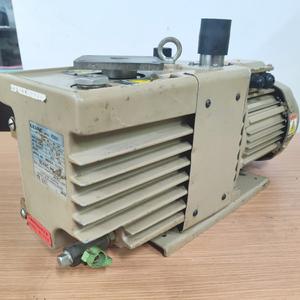 Jual ULVAC VD201 Oil Sealed Rotary Vacuum Pump VD 20-24.2m3/h 750W 200 ...