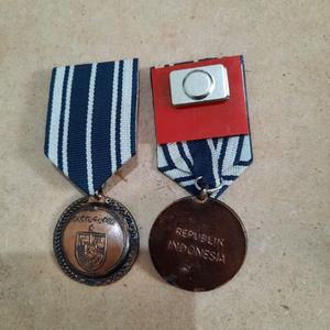 Jual Satya Lencana Asn Pns 10 Tahun / Medali Mendali Tanda Pdu ...
