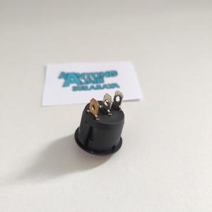 Jual Switch Bulat 3Pin On Off Saklar Bulat 3 Kaki On Off Roker Switch ...