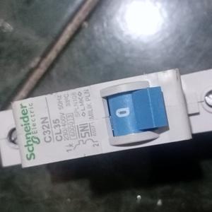 Jual mcb 1phase 35a schneider standar pln - Jakarta Pusat - citraa ...
