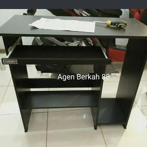 Jual Meja Komputer Minimalis Kayu MC 02 Panel Gojek Meja Laptop Gaming ...