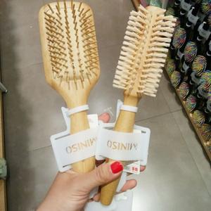 Jual MINISO Hair Comb / sisir bahan kayu - Kotak - Kota Surabaya ...