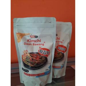 Jual Kimchi Daun Bawang 300 gram HALAL FRESH / makanan khas korea ...