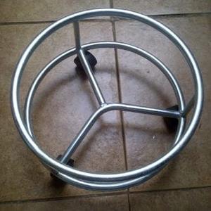Jual Dijual Tatakan Roda Chrome Besi Tempat Galon Air Pot Bunga Tabung ...