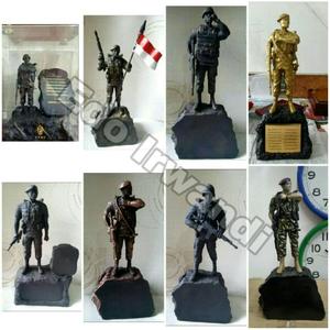 Jual Patung Tentara Miniatur Tentara Tni Ad Tni Al Tni Au Patung Polisi ...