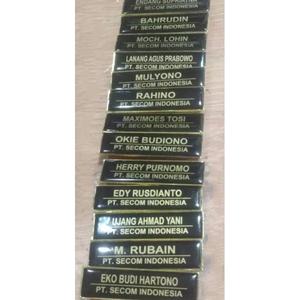 Jual Nama Dada Name Tag Papan Nama Dada 2cm x 8cm Paku Bahan Kuningan ...