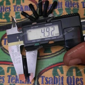 Jual Baut Clamp Holder Bubut ML520 Screw insert Bubut Drat M5 kanan ...