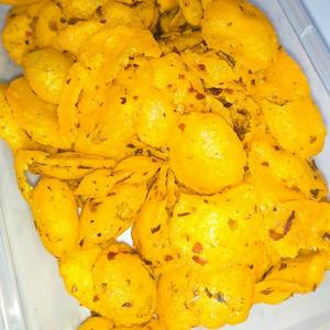 Jual Keripik COMRING PEDAS Cemilan kemasan THINWALL Vitaprojectid ...