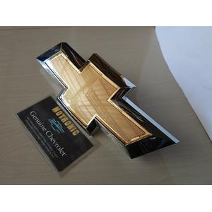 Jual logo lambang Emblem grill depan chevrolet spin original GM Limited ...