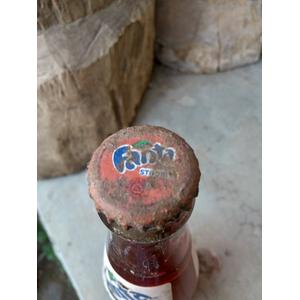 Jual botol kaca beling fanta merah dan hijau lengkap dengan isinya ...