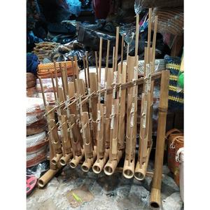 Jual ALAT MUSIK TRADISIONAL ANGKLUNG 1 OKTAF BAHAN BAMBU KHAS JAWA ...
