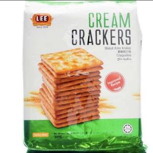 Jual Ready Biskuit Lee Cream Crackers Biskuit Lee Original Crackers ...